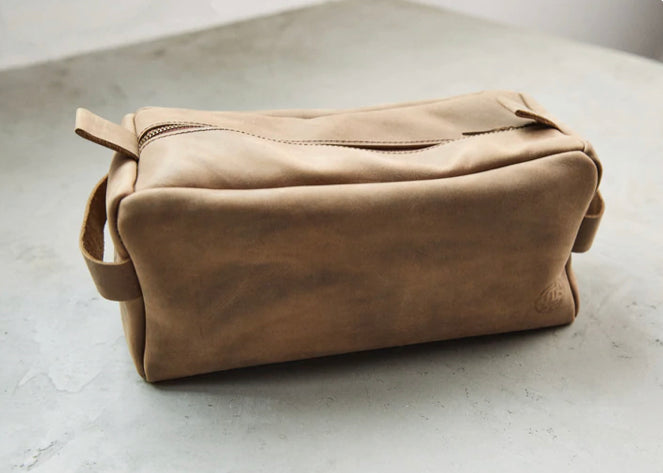 Signature Dopp kit – Magdalene House of Charleston